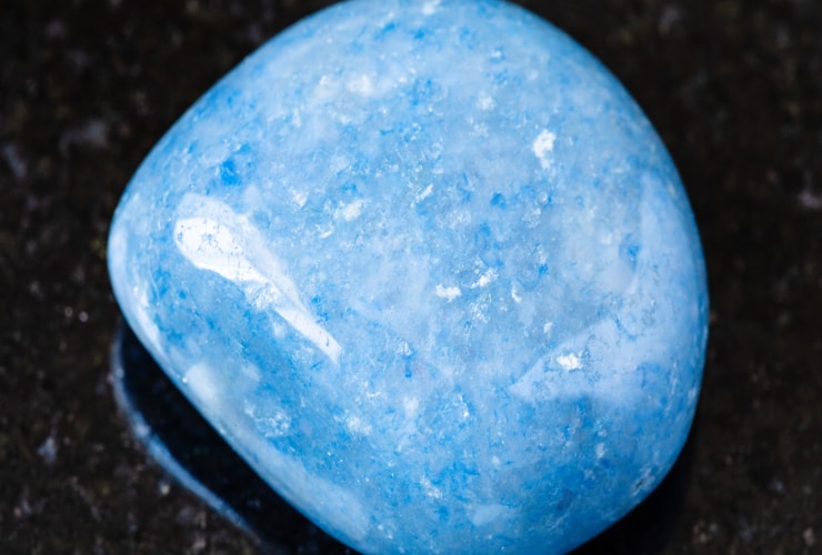 Aventurina: descubra o significado desta pedra - Cosmosfala